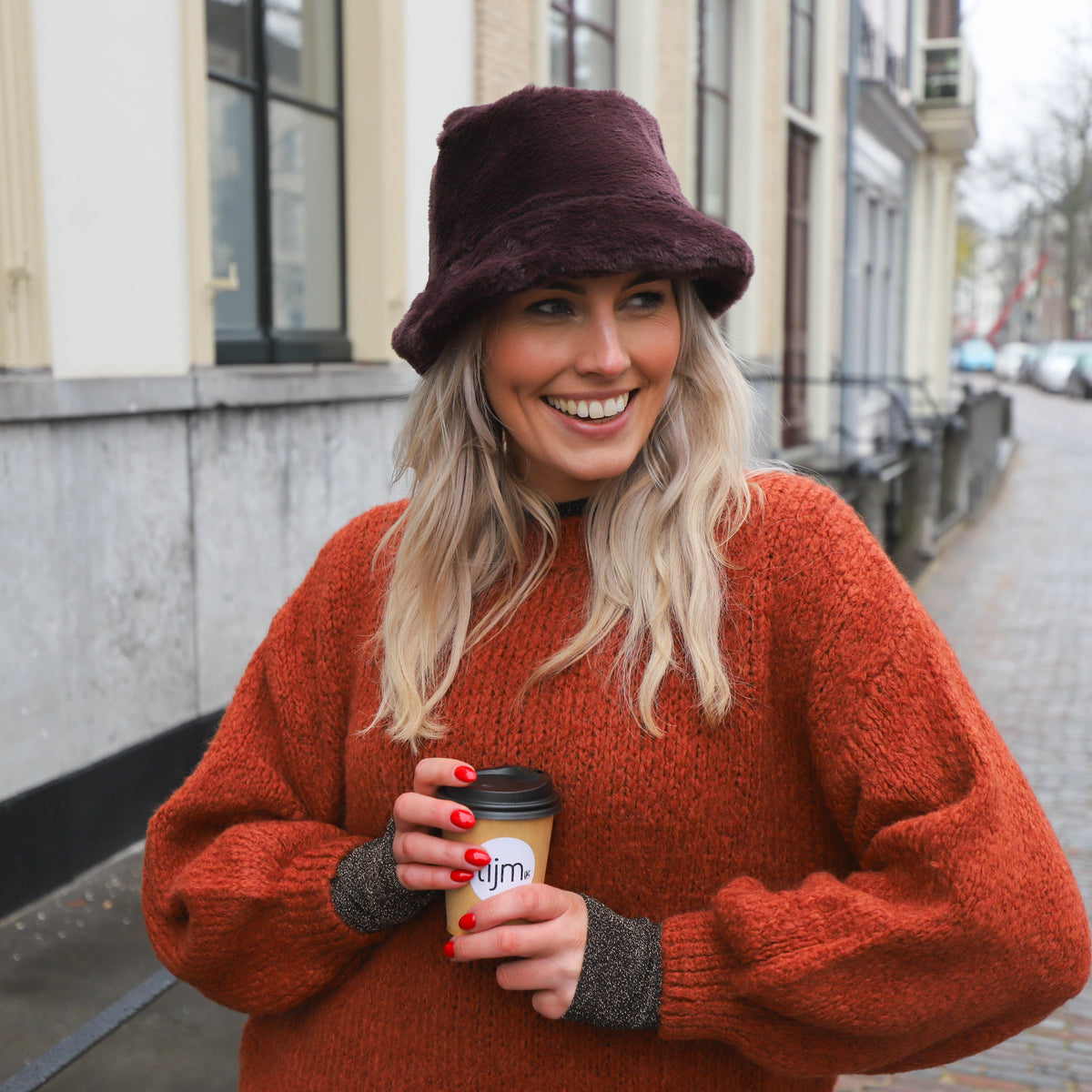 Harper & Yve Fury hat wine berry – Hipvoordeheb.nl